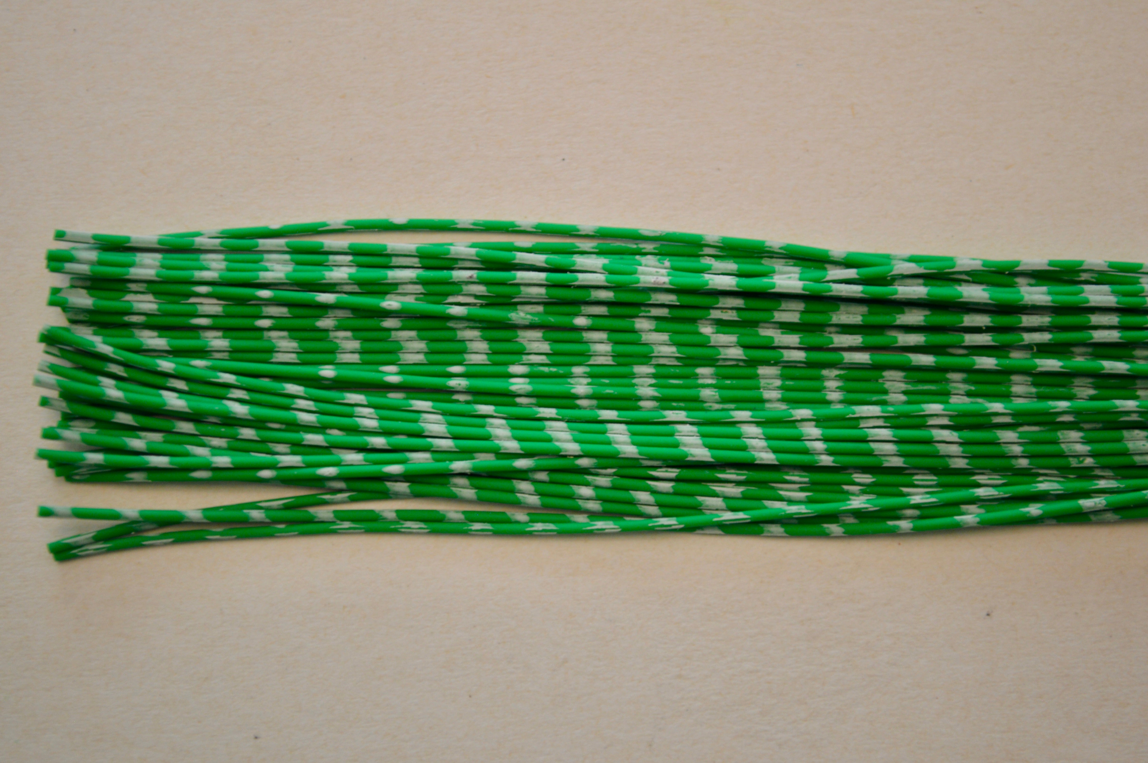 Medium Reptile Living Rubber Lime Green with White Print-H-10 White Fr ...