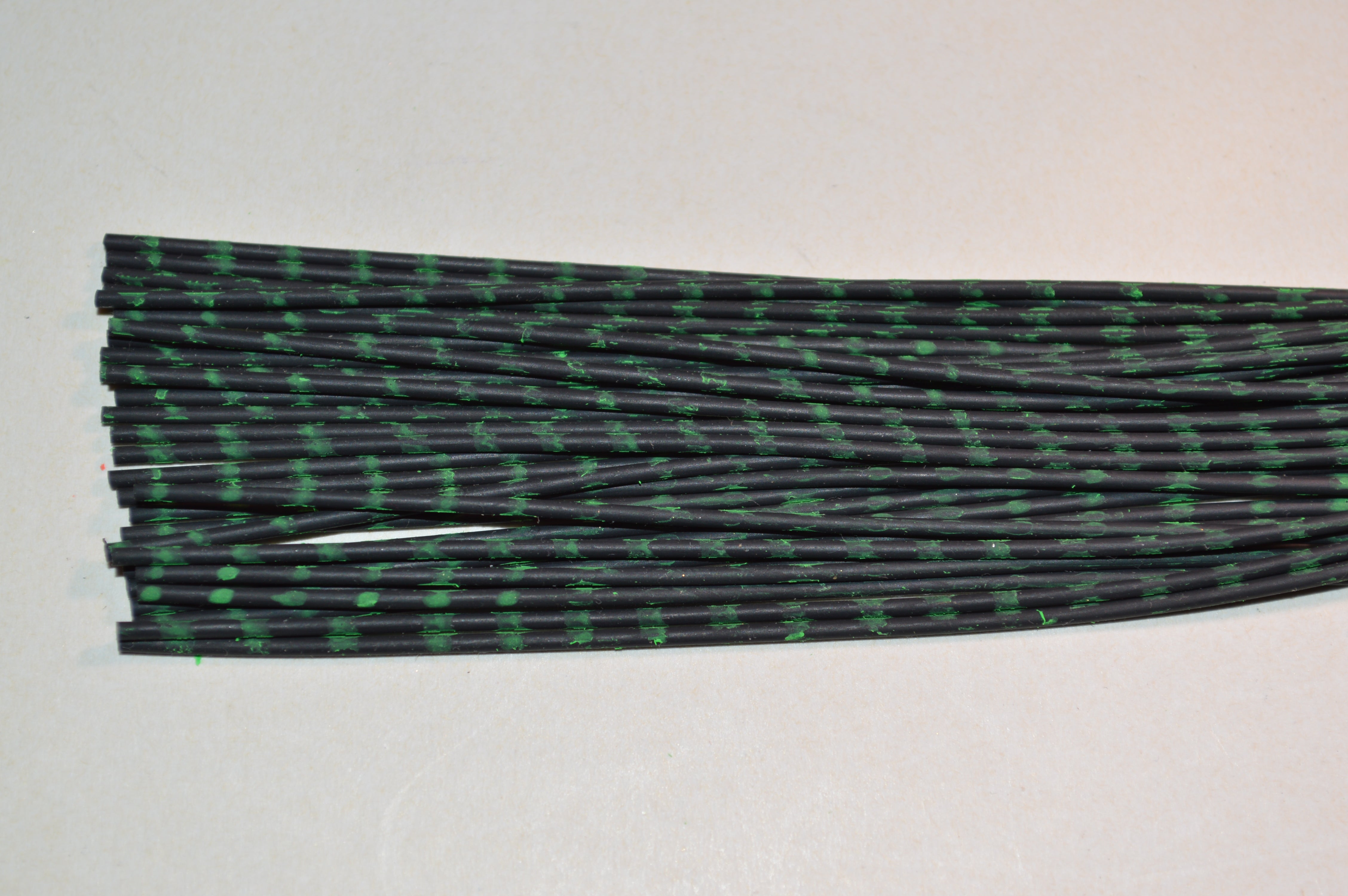 Heavy Reptile Living Rubber Black with Lime print-A-04 Lime Wire ...