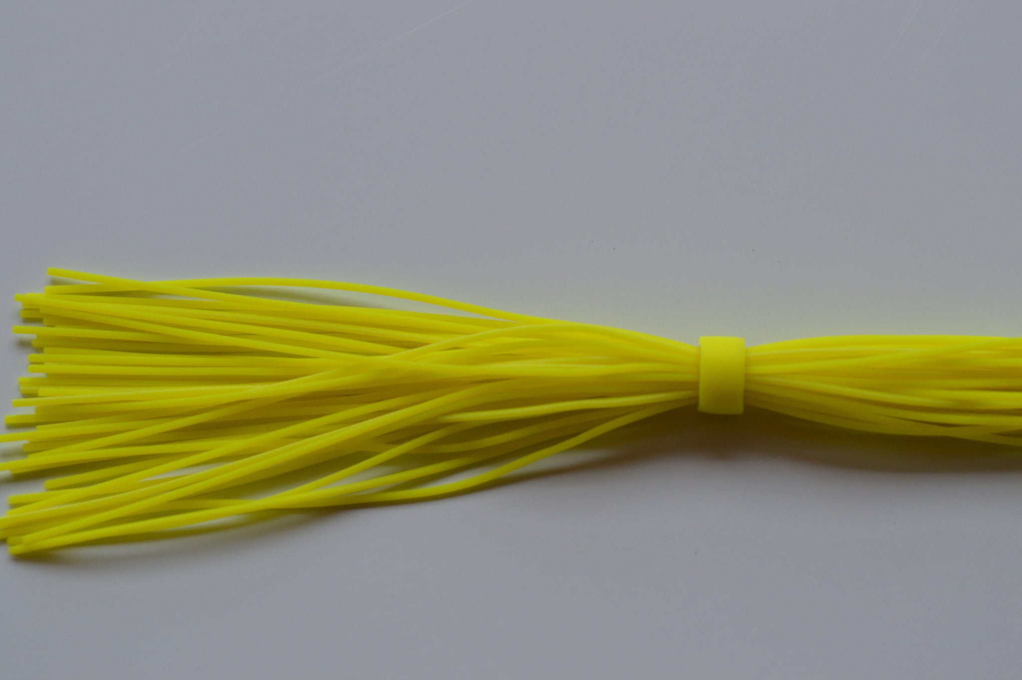 Banded Living Rubber Chartreuse Medium Grade Banded Living Rubber-LR4 ...