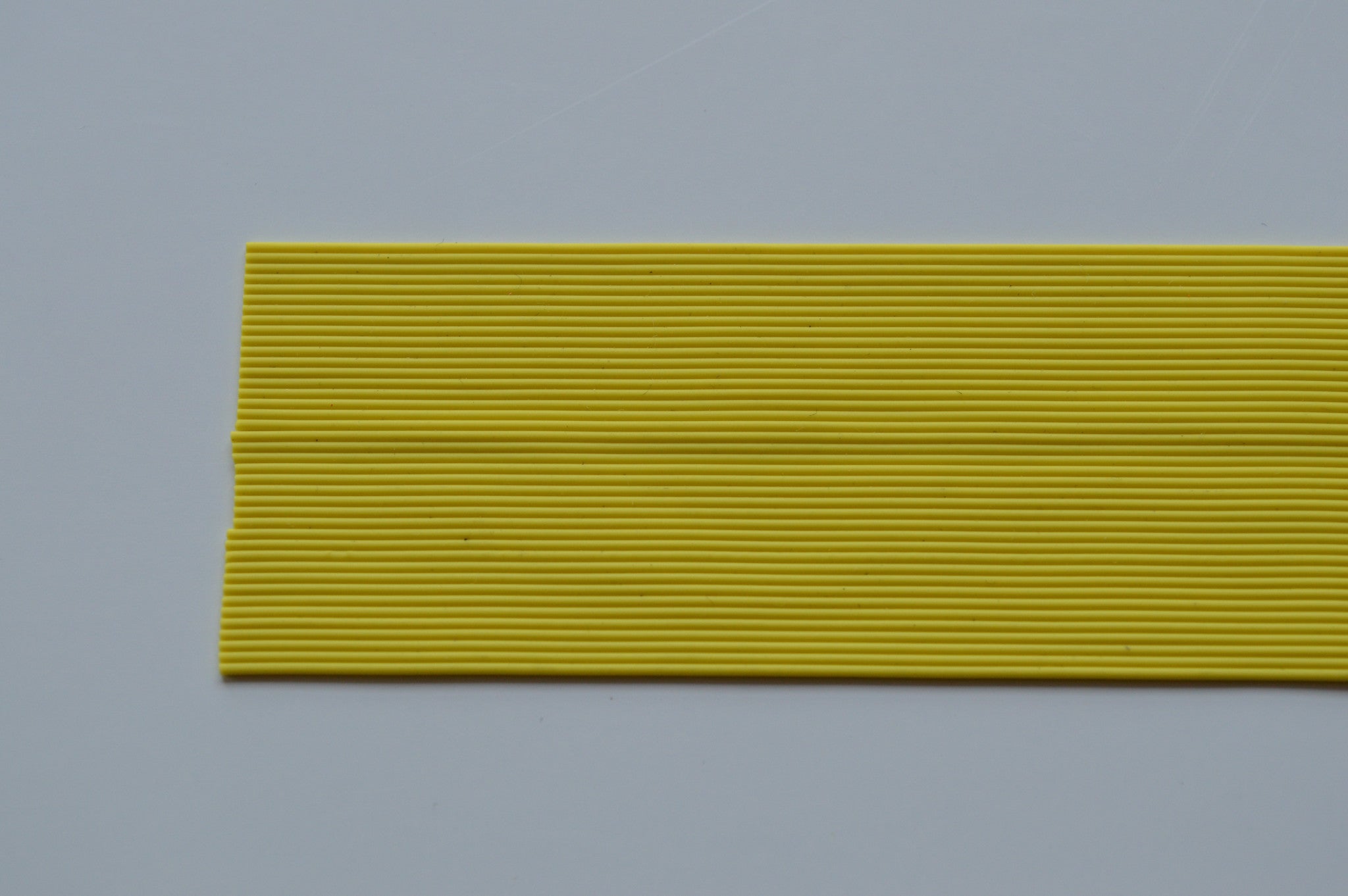Yellow Medium Grade Living Rubber-RRR33 – Living Rubber Co.